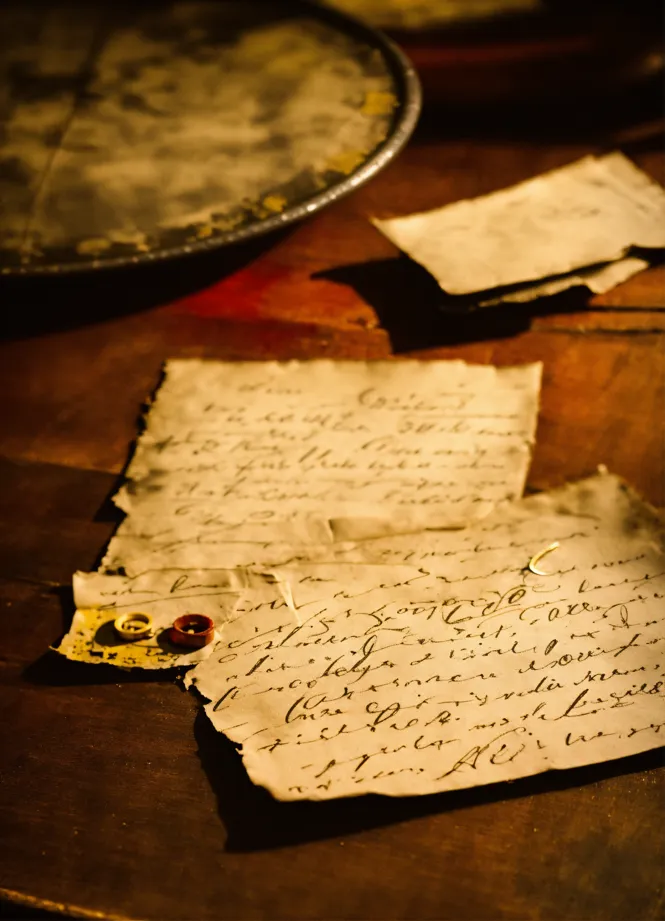 Lexica - handwritten script